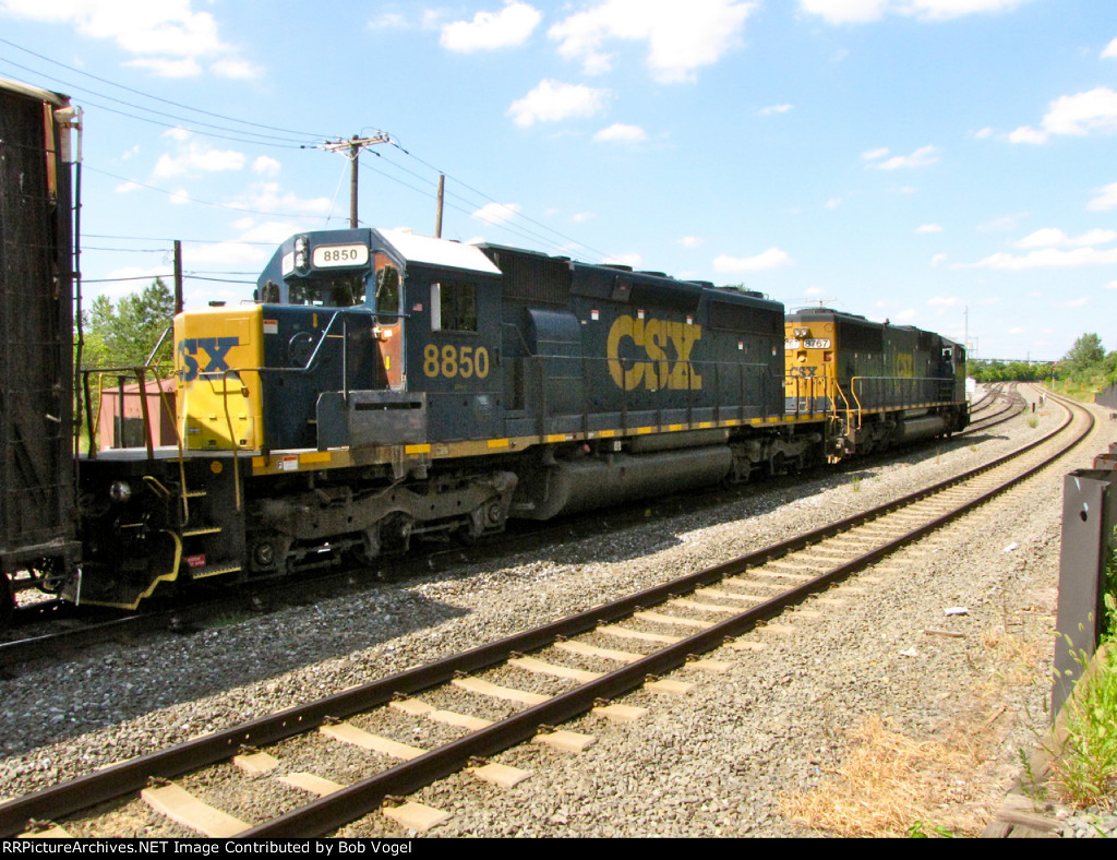 CSX 8850 and 8767